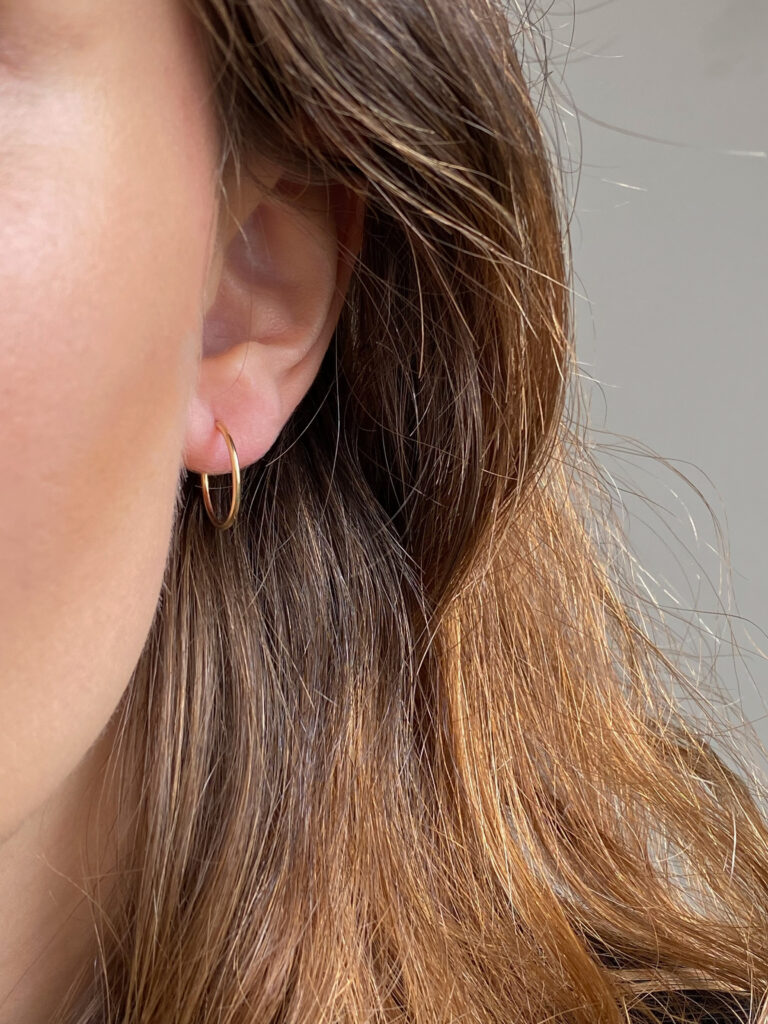 Creoler i 18 karat guld - 15mm - SIDONA